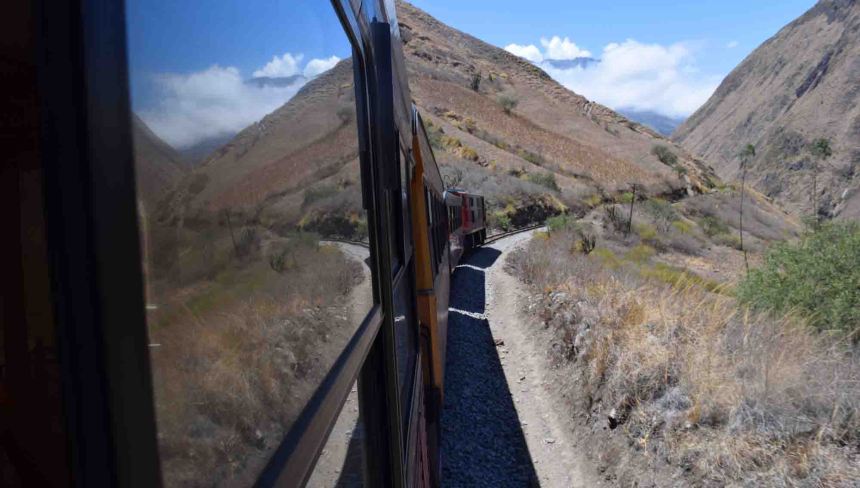 Train Journeys – Nariz Del Diablo, Ecuador – Andy's World Journeys