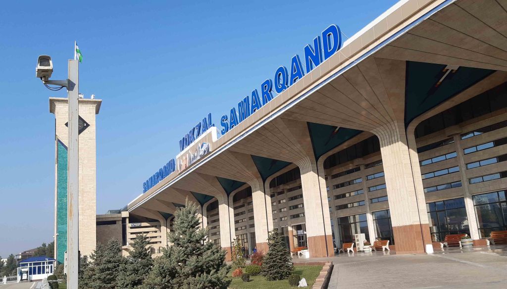 Train Journeys – Samarkand to Bukhara (Uzbekistan) – Andy's World Journeys