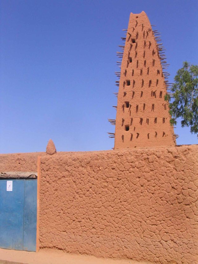 Agadez – Town in the Sahara – Andy's World Journeys