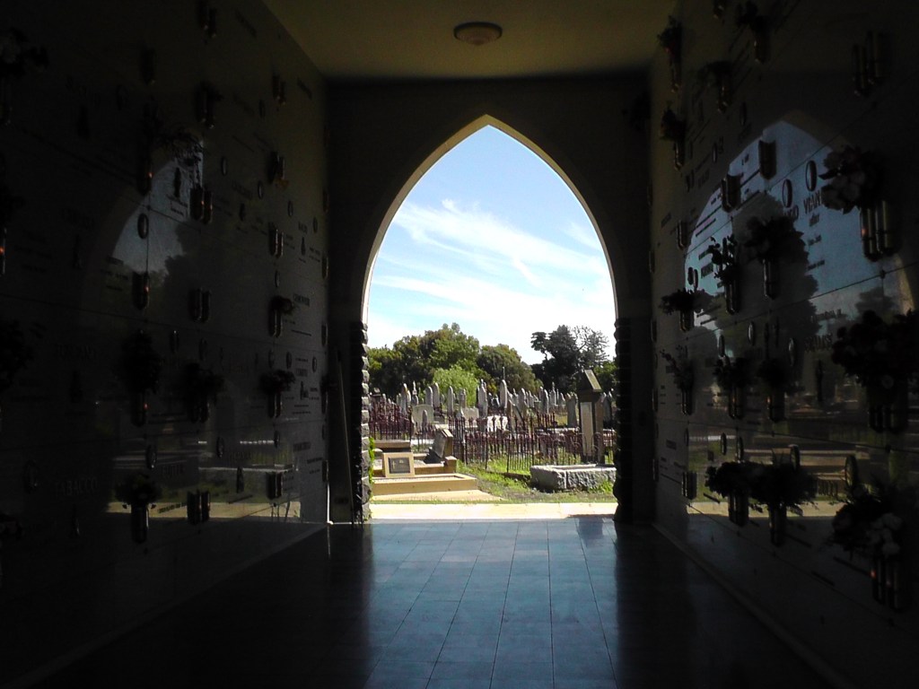Melbourne Revealed – Melbourne General Cemetery – Andy's World Journeys
