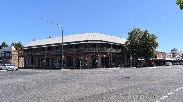 Port Adelaide – This Historic Heart of Adelaide – Andy's World Journeys