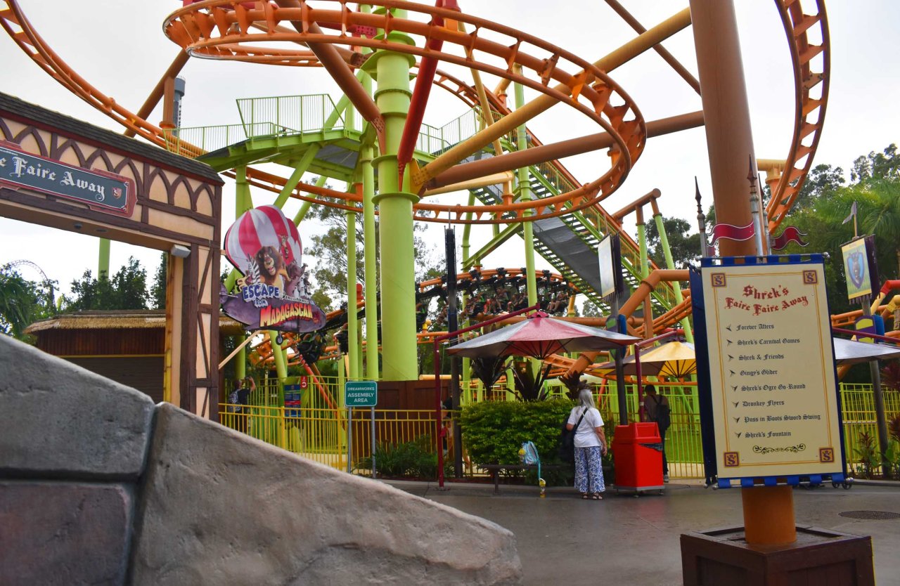 Gold Coast’s Dreamworld – Rides, Experiences and Stories of Disaster ...