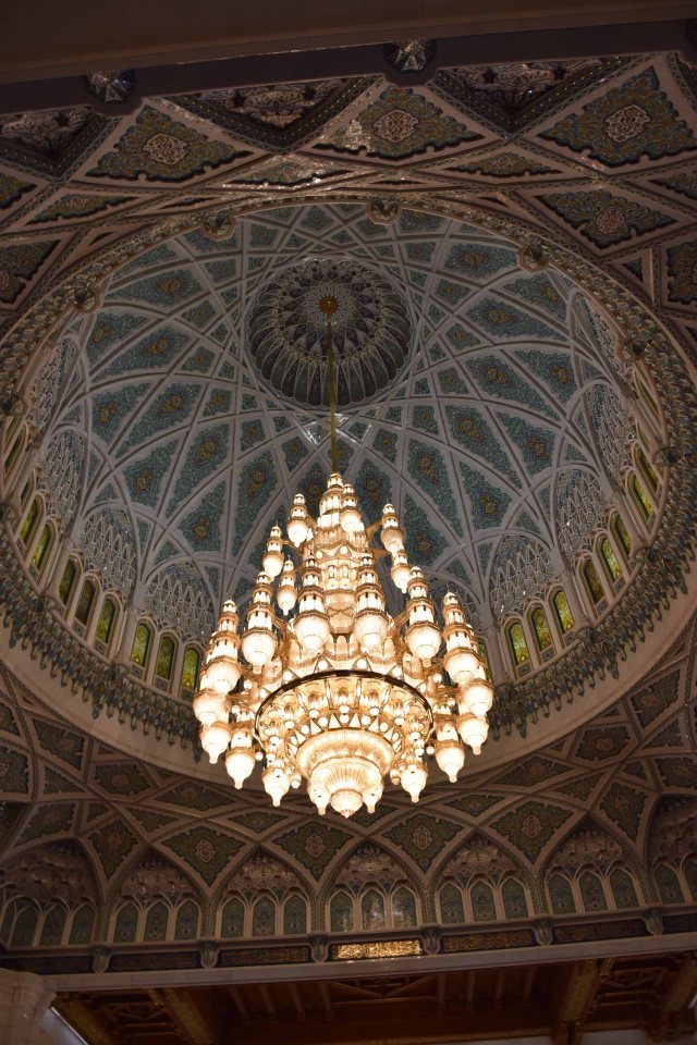 Muscat’s Incredible Grand Mosque – Andy Roams