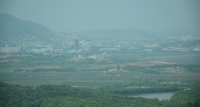 Korea’s BIGGEST Tourist Attraction – The DMZ (Demilitarized Zone ...